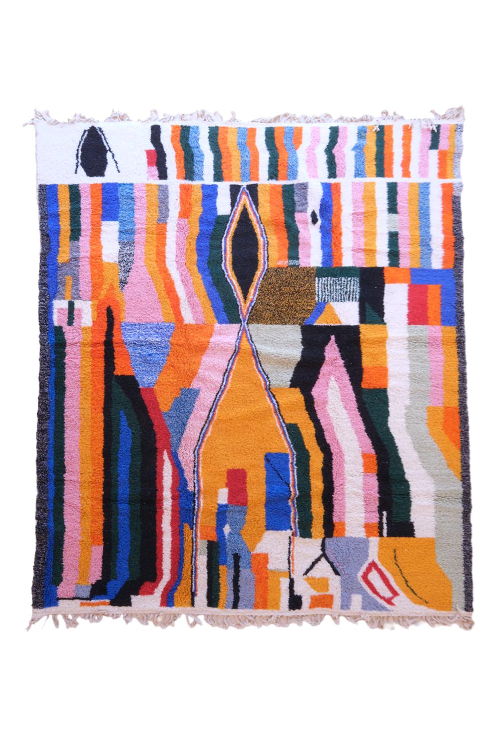 Large – Harem Modern